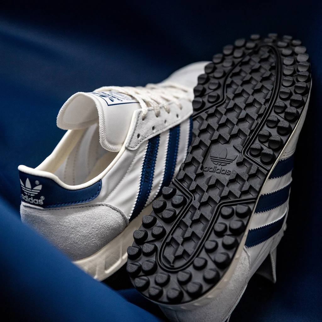 BM STORE ORIGINAL FOOTWEAR