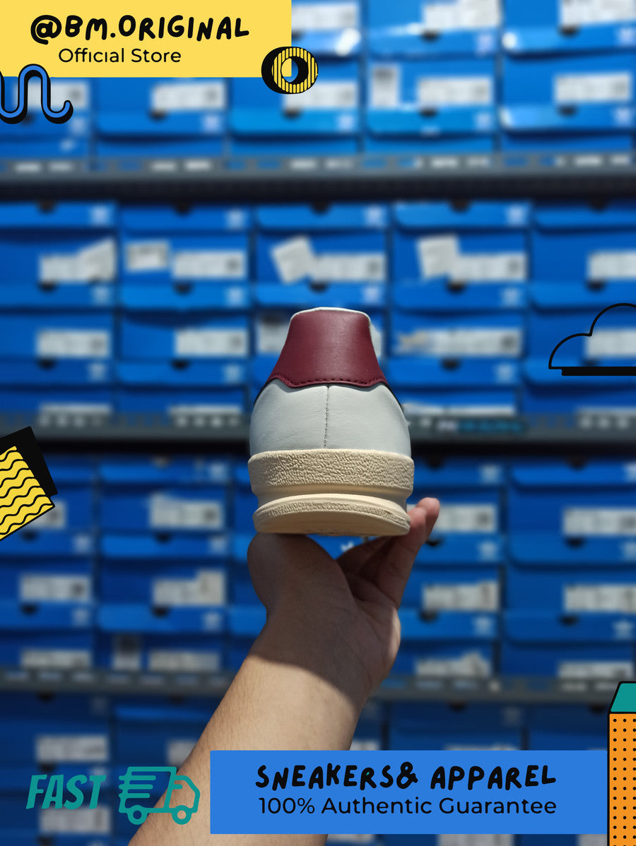 Adidas Jeans Chalk White Sand Strand Collegiate Burgundy GY7437 – BM ...